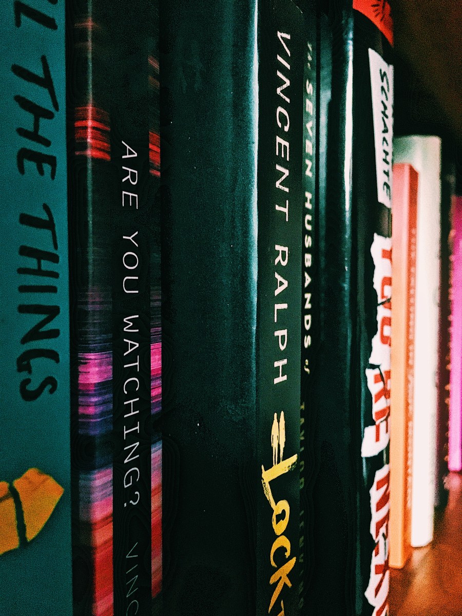 Lock the Doors: Q + A with Vincent Ralph and Review – A Short Book Lover